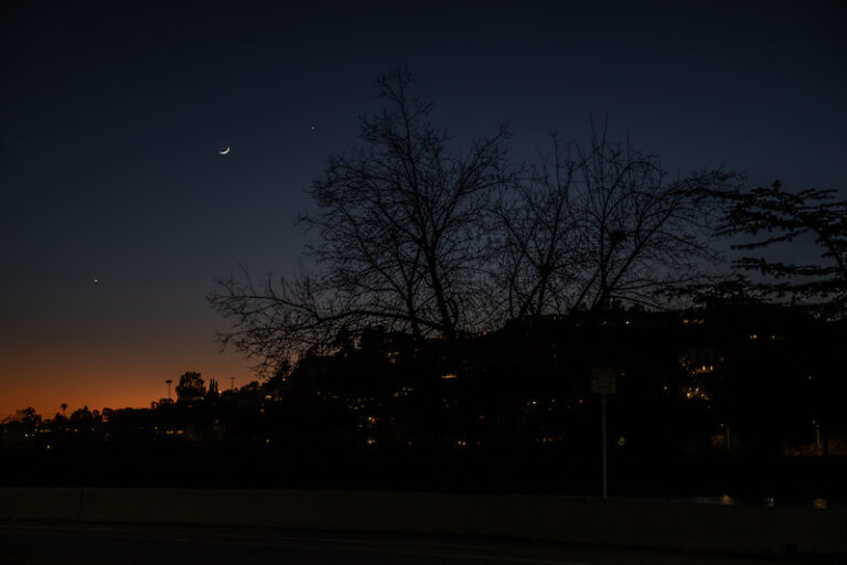 Walking Around The Silver Lake Reservoir and Up the Mattachine Steps ...